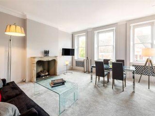 2 Bedrooms Flat for sale in Cadogan Square, London SW1X