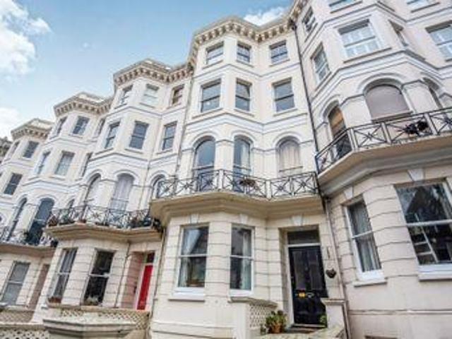2 Bedrooms Flat for sale in Cambridge Road, Hove BN3