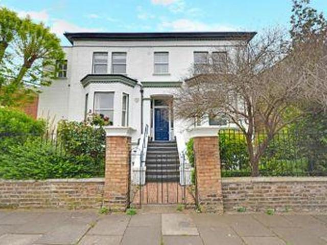 2 Bedrooms Flat for sale in Cambridge Road South, London W4