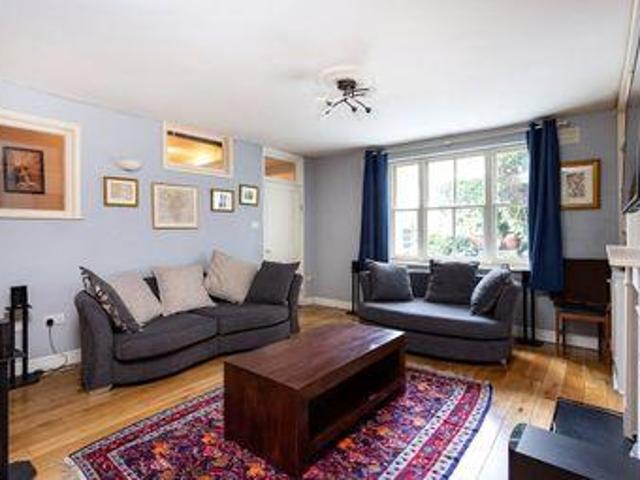 2 Bedrooms Flat for sale in Camden Road, Camden, London NW1