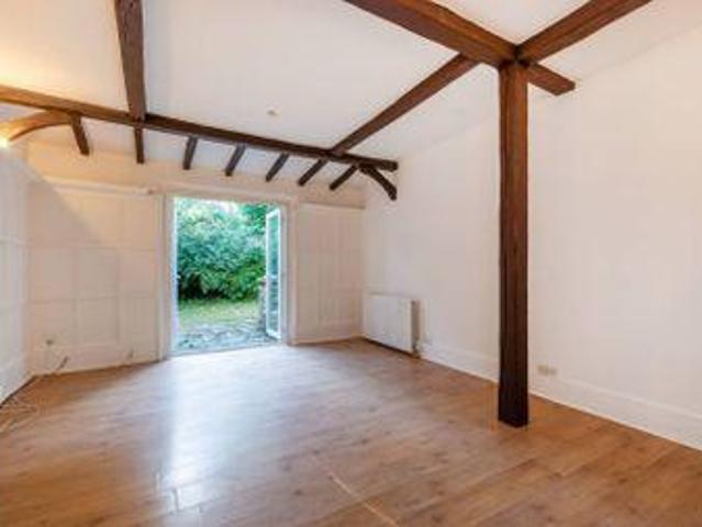 2 Bedrooms Flat for sale in Campden Road, South Croydon CR2