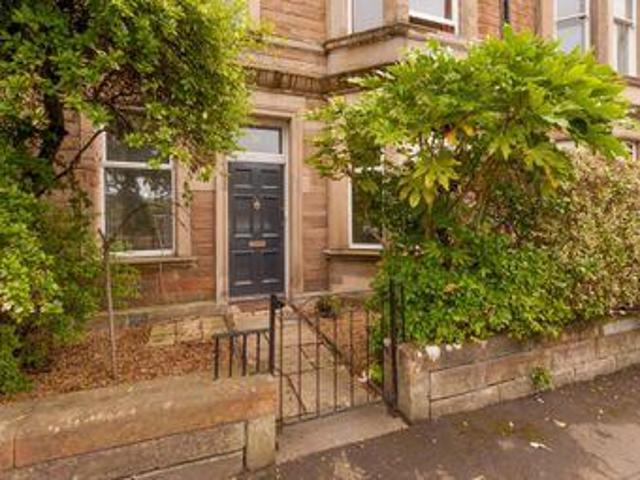 2 Bedrooms Flat for sale in Cargil Terrace, Edinburgh EH5
