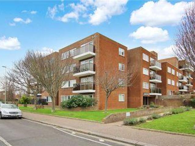 2 Bedrooms Flat for sale in Cardinal Court, Grand Avenue, Worthing BN11