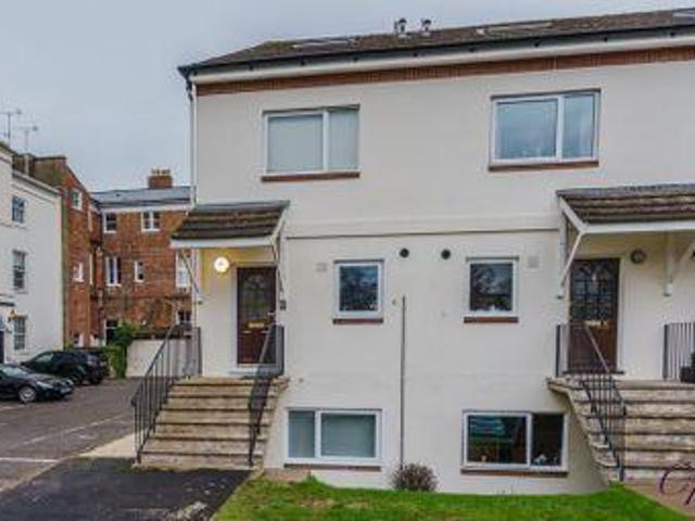 2 Bedrooms Flat for sale in Cedar Court Road, Cheltenham GL53