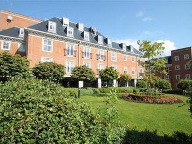 2 Bedrooms Flat for sale in Centurion Square, Skeldergate, York YO1