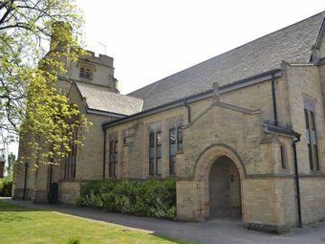 2 Bedrooms Flat for sale in Church Court, Atherton, Manchester M46