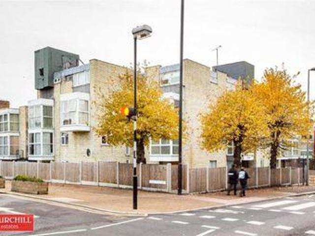 2 Bedrooms Flat for sale in Church Hill, London E17