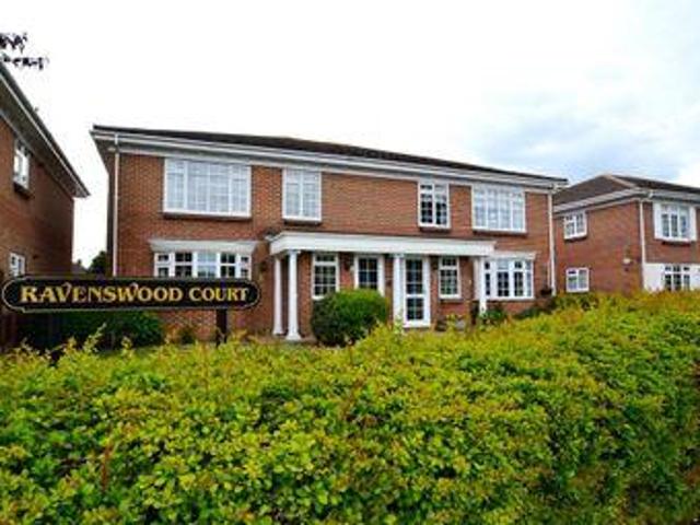 2 Bedrooms Flat for sale in Church Road, Worthing BN13