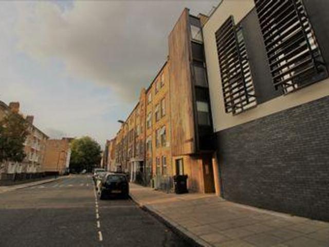2 Bedrooms Flat for sale in Chalton Street, Euston, London NW1