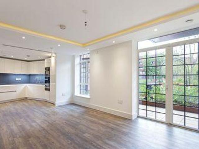 2 Bedrooms Flat for sale in Chandos Way, Wellgarth Road, London NW11