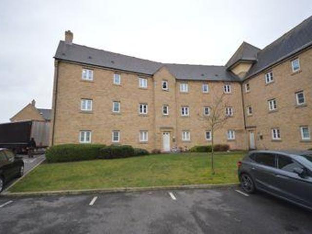 2 Bedrooms Flat for sale in Chapman Place, Colchester CO4