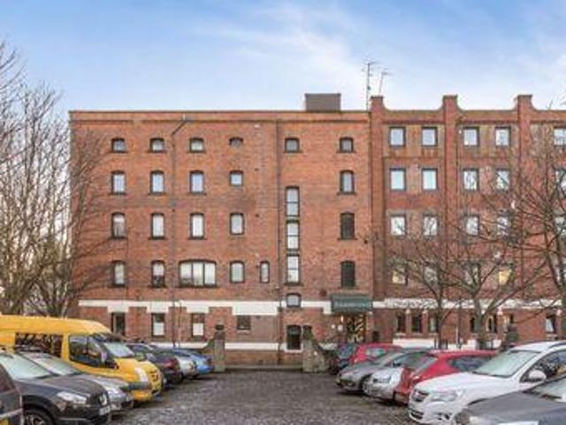 2 Bedrooms Flat for sale in Chapel Lane, Edinburgh EH6