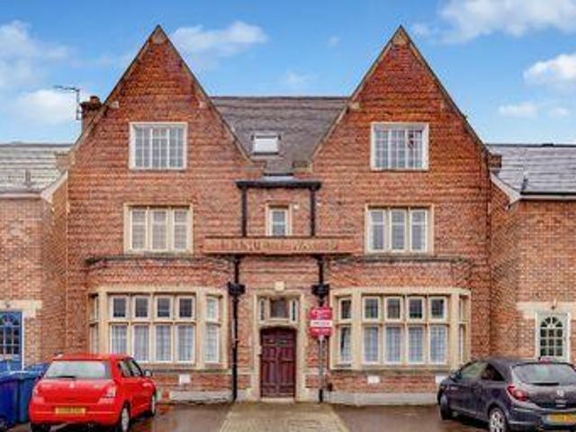 2 Bedrooms Flat for sale in Charles Street, Oxford OX4