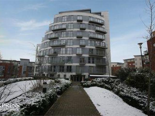 2 Bedrooms Flat for sale in Charrington Place, St Albans, Hertfordshire AL1