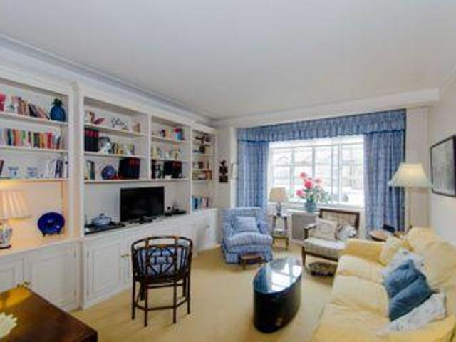 2 Bedrooms Flat for sale in Cheyne Place, London SW3