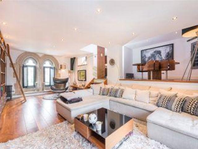 2 Bedrooms Flat for sale in Christchurch Court, Willesden Lane, London NW6