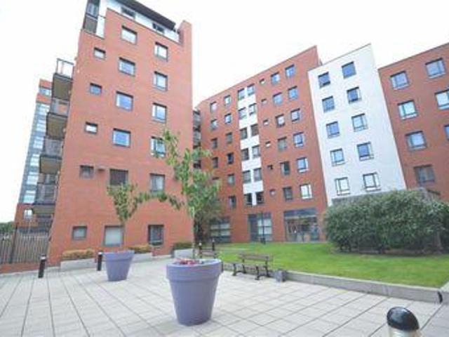 2 Bedrooms Flat for sale in City Gate III, 5 Blantryre Street, Castlefield, Manchester M15