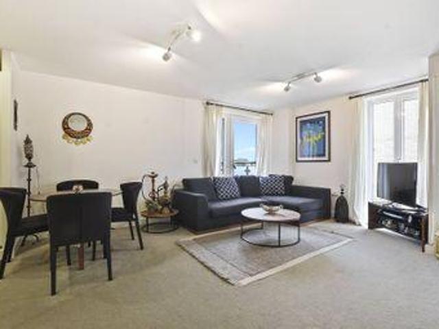 2 Bedrooms Flat for sale in Cipher Court, Flowers Close, London NW2