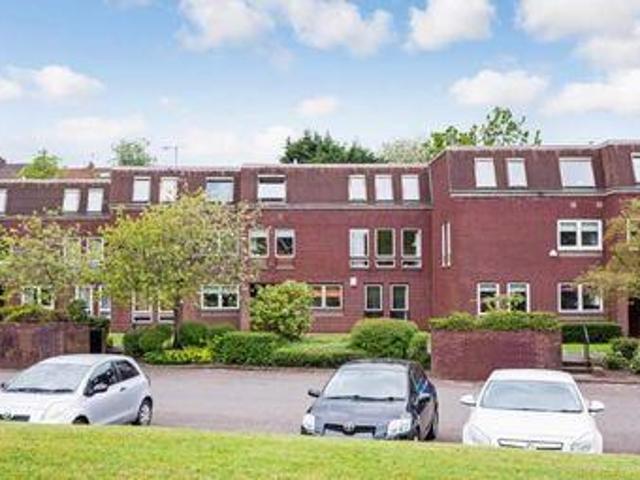 2 Bedrooms Flat for sale in Clarence Gardens, Hyndland, Glasgow, Scotland G11