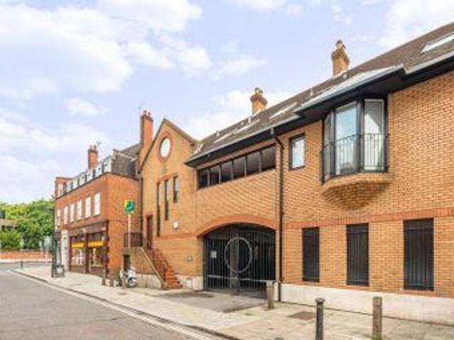 2 Bedrooms Flat for sale in Clarence Street, Richmond TW9