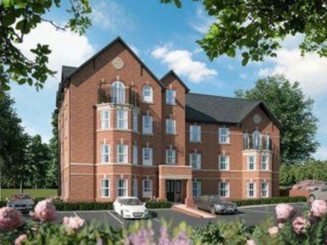 2 Bedrooms Flat for sale in Clevelands Drive, Bolton BL1