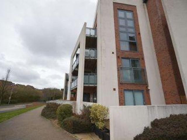 2 Bedrooms Flat for sale in Clips Moor, Lawley Village, Telford TF4