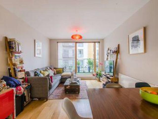 2 Bedrooms Flat for sale in Crampton Street SE17, Elephant And Castle