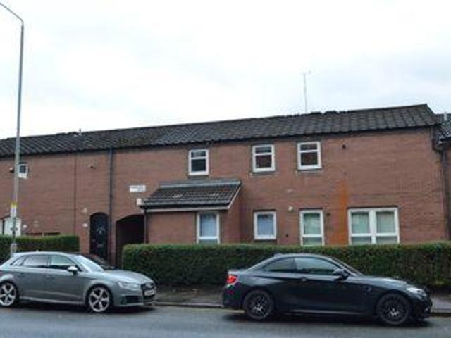 2 Bedrooms Flat for sale in Crawford Path, Thornwood, Glasgow G11