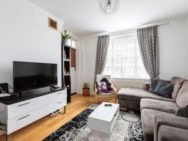 2 Bedrooms Flat for sale in Crouch Hill, London N8