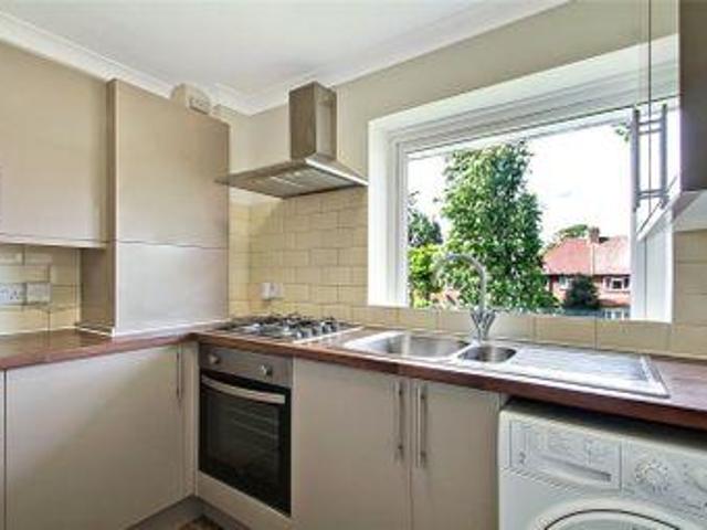 2 Bedrooms Flat for sale in Croyden Court, 13 Talbot Road, Wembley HA0