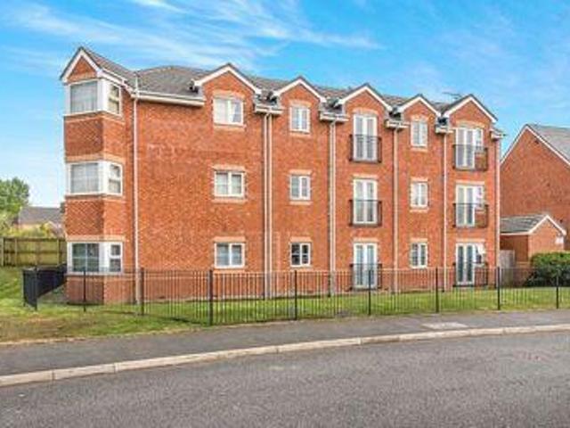 2 Bedrooms Flat for sale in Cygnet Gardens, St. Helens WA9