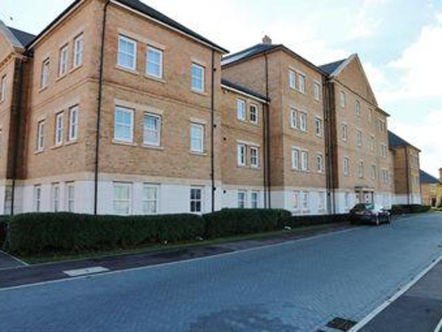 2 Bedrooms Flat for sale in Amethyst Court, Rainbow Road DA8