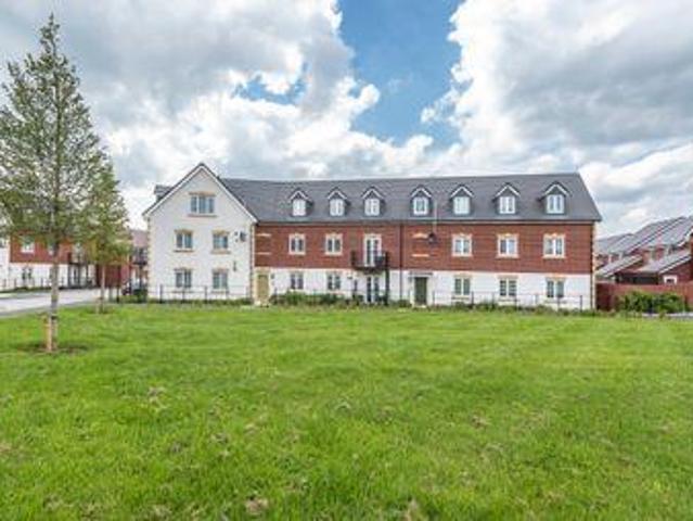 2 Bedrooms Flat for sale in Ampthill Way, Faringdon SN7