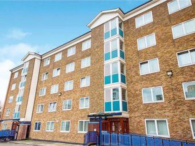 2 Bedrooms Flat for sale in Anderson Road, London E9