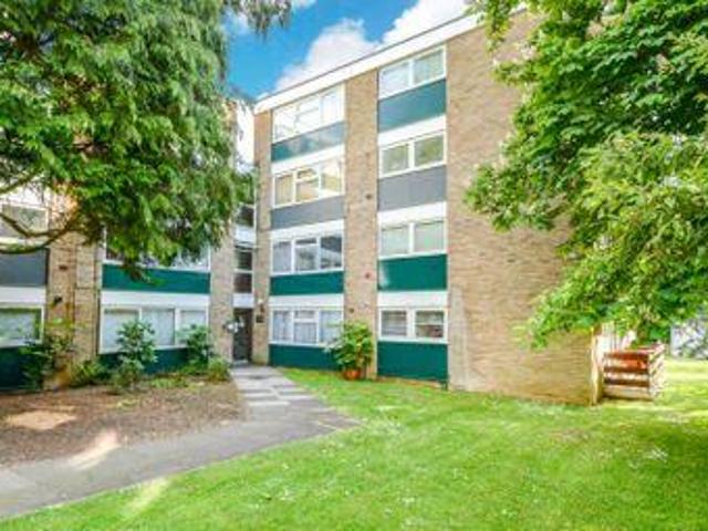 2 Bedrooms Flat for sale in Abbots Park, St. Albans AL1