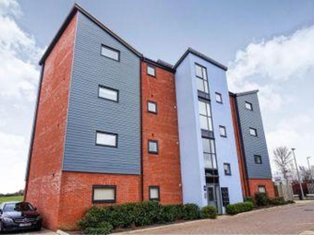 2 Bedrooms Flat for sale in Abells Close, Milton Keynes MK7