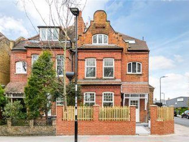 2 Bedrooms Flat for sale in Acton Lane, London W4