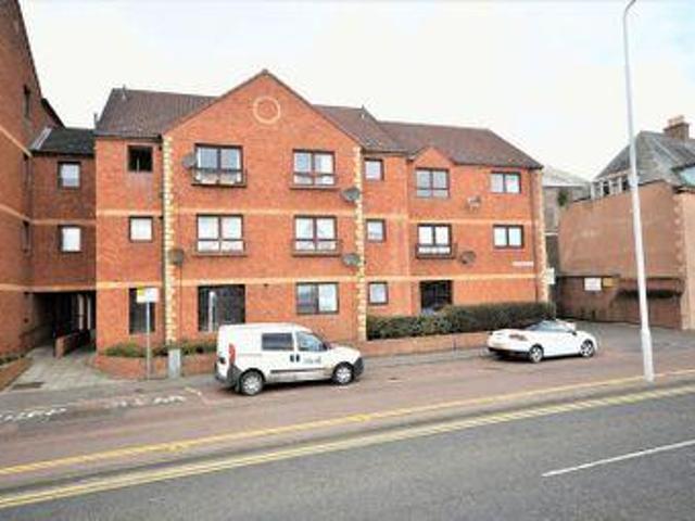 2 Bedrooms Flat for sale in Adam Smith Court, Kirkcaldy KY1