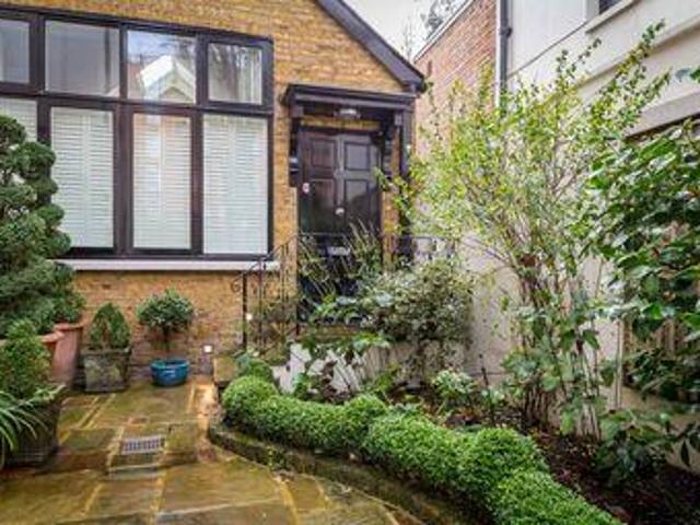 2 Bedrooms Flat for sale in Addison Road, London W14