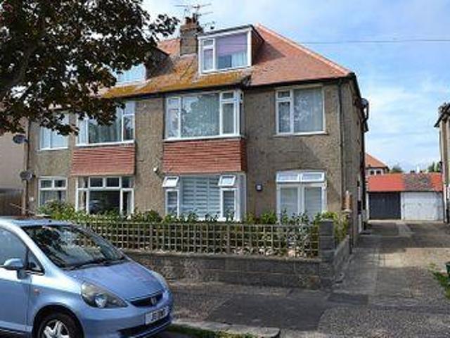 2 Bedrooms Flat for sale in Aglaia Road, Worthing BN11