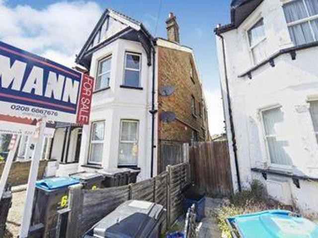 2 Bedrooms Flat for sale in Alton Road, Croydon, Surrey. CR0