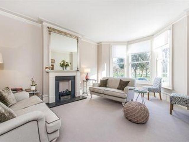 2 Bedrooms Flat for sale in Albert Mansions, Albert Bridge Road SW11