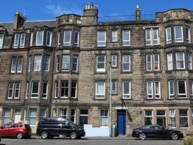 2 Bedrooms Flat for sale in Albion Road, Edinburgh EH7