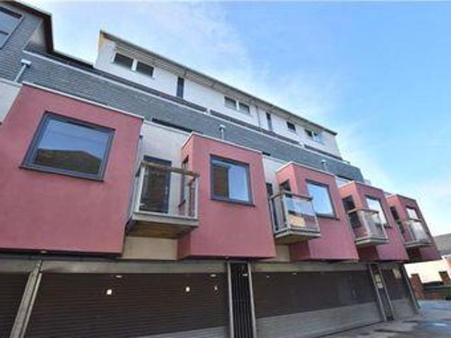 2 Bedrooms Flat for sale in Albion St, Cheltenham GL52