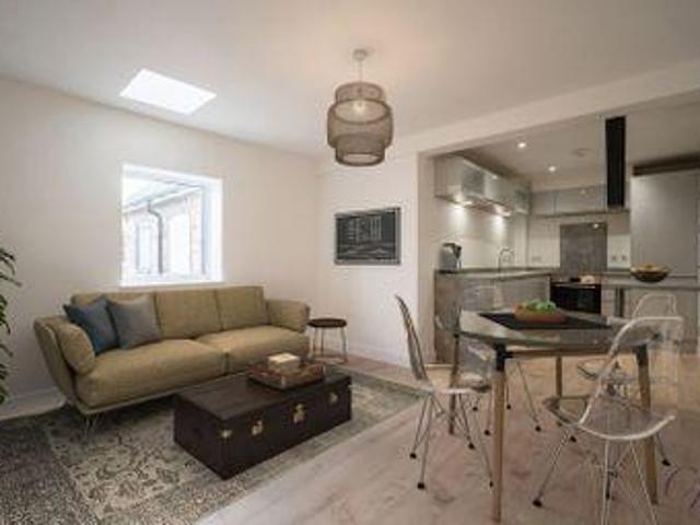 2 Bedrooms Flat for sale in Albion Street, Cheltenham GL52