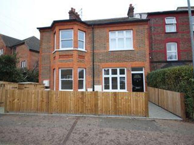 2 Bedrooms Flat for sale in Alexandra Road, Hemel Hempstead HP2