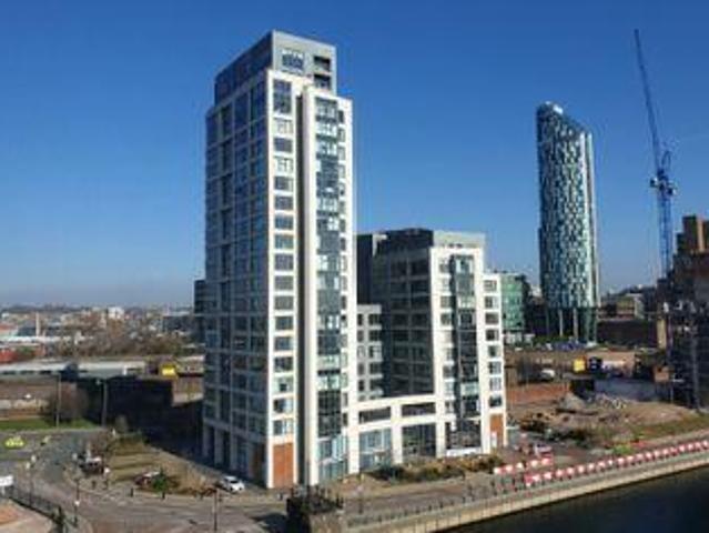 2 Bedrooms Flat for sale in Alexandra Tower, Liverpool L3