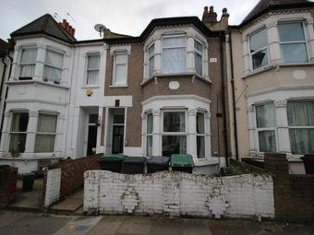 2 Bedrooms Flat for sale in Allison Road, London N8