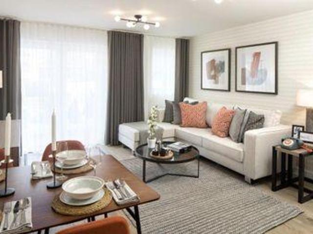 2 Bedrooms Flat for sale in ´´Apartment´´ at Grand Parade, High Street, Crawley RH10
