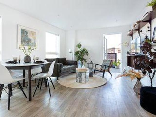 2 Bedrooms Flat for sale in ´´Apartment´´ at Station Approach, Sydenham Road, London SE26